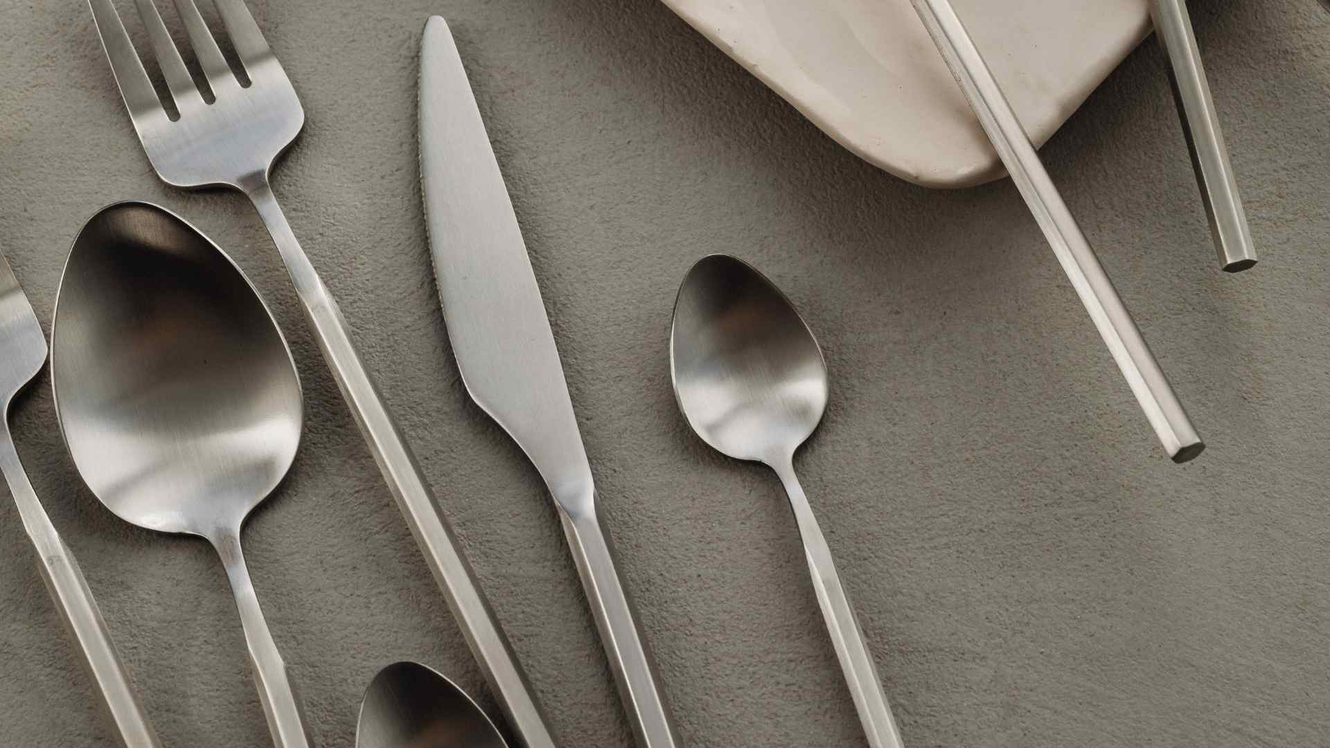 Produsen Sendok dan Garpu - Metal Manufakturing Indonesia